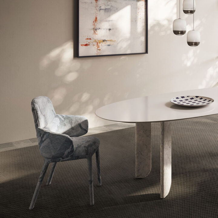 Libra-ruokapöytä, marmori | Natuzzi Italia | Kruunukaluste