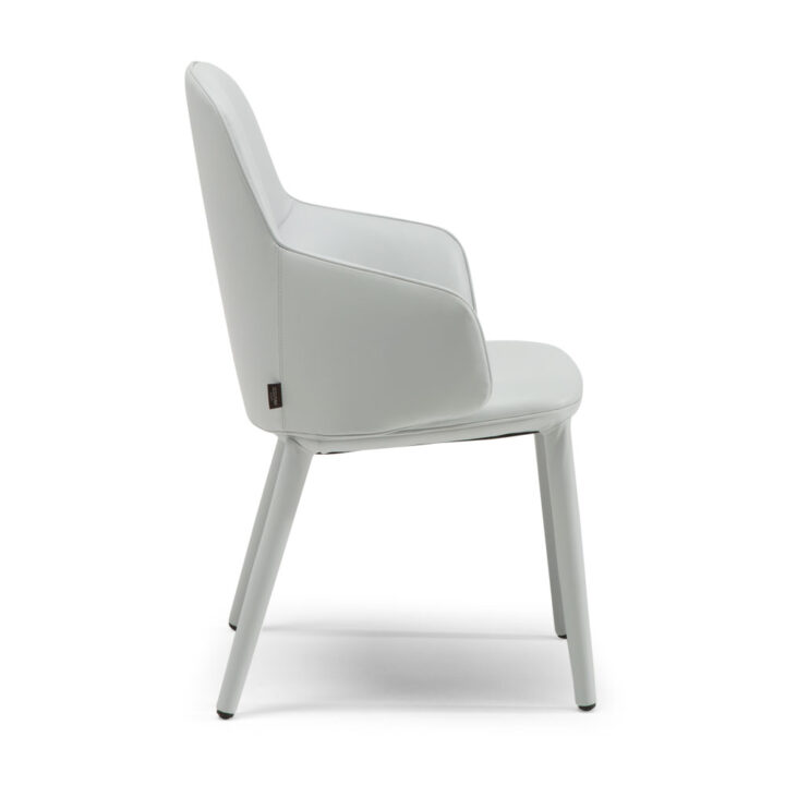 Kruunukaluste | Natuzzi Italia | Edgar-käsinojatuoli